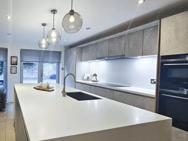 City of Edinburgh, EH10 4LS, United Kingdom | 3 bed duplex for rent #160271636 | Rentberry
