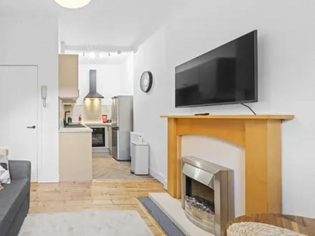 City of Edinburgh, EH11 1UP, United Kingdom | 1 bed apartment for rent #165054965 | Rentberry
