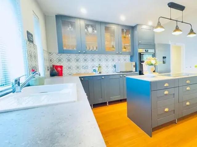 City of Edinburgh, EH11 2RJ, United Kingdom | 5 bed apartment for rent #151308511 | Rentberry