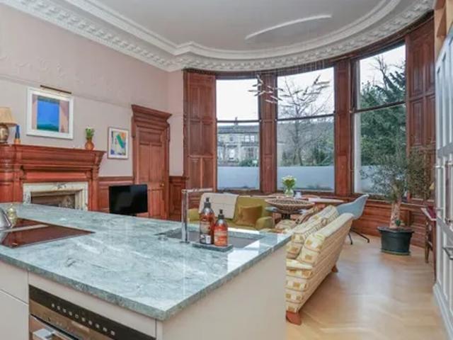 City of Edinburgh, EH12 5DD, United Kingdom | 2 bed apartment for rent #164412282 | Rentberry