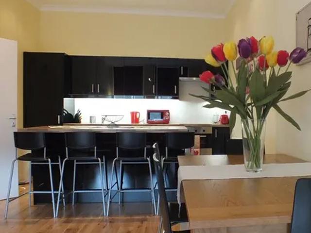 City of Edinburgh, EH1 3NQ, United Kingdom | 3 bed apartment for rent #97931554 | Rentberry