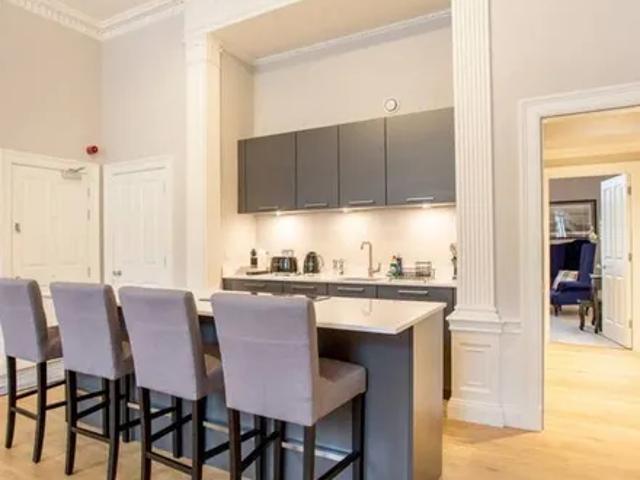 City of Edinburgh, EH1 3EN, United Kingdom | 1 bed apartment for rent #96232039 | Rentberry