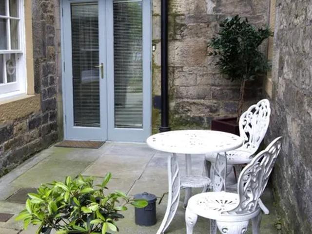 City of Edinburgh, EH1 3EP, United Kingdom | 3 bed apartment for rent #98236982 | Rentberry
