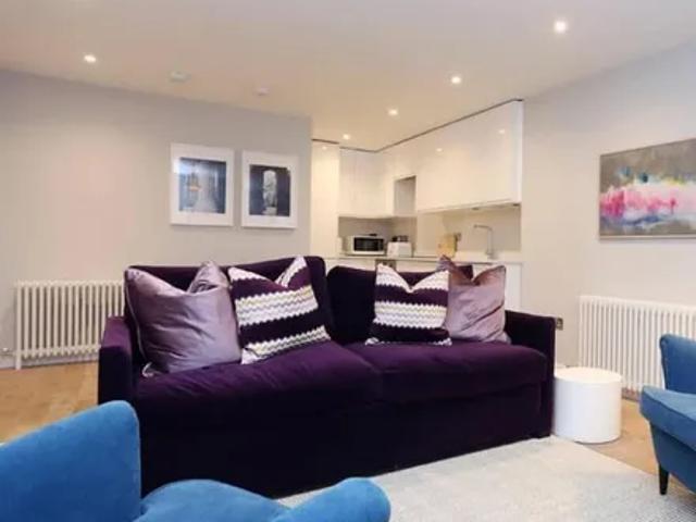 City of Edinburgh, EH1 3LU, United Kingdom | 2 bed apartment for rent #96853460 | Rentberry