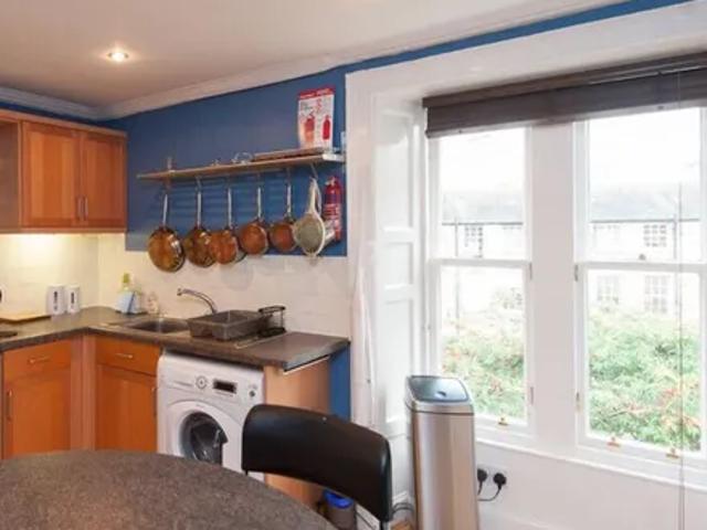 City of Edinburgh, EH1 3RN, United Kingdom | 2 bed townhouse for rent #96672209 | Rentberry