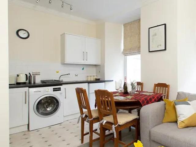 City of Edinburgh, EH1 1QR, United Kingdom | 2 bed apartment for rent #96105753 | Rentberry