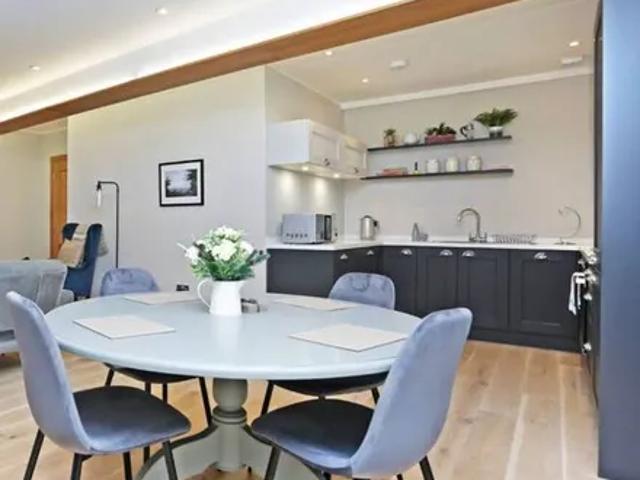 City of Edinburgh, EH1 1TD, United Kingdom | 2 bed apartment for rent #97314086 | Rentberry