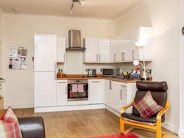 City of Edinburgh, EH1 2NT, United Kingdom | 2 bed apartment for rent #95950069 | Rentberry