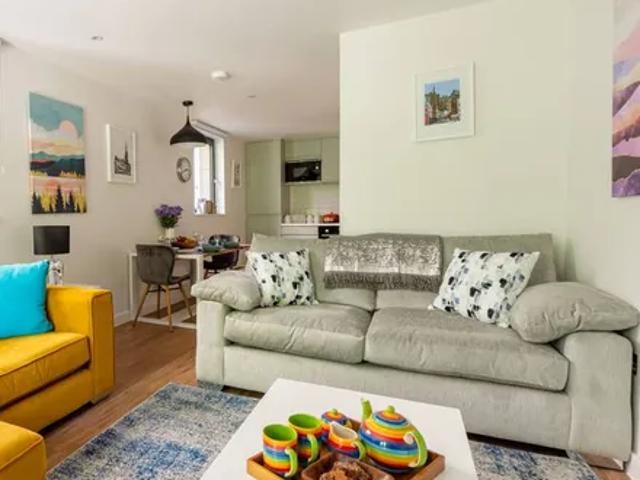 City of Edinburgh, EH1 2EL, United Kingdom | 1 bed apartment for rent #96810634 | Rentberry