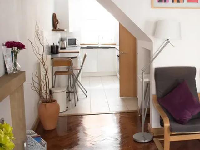 City of Edinburgh, EH1 2PQ, United Kingdom | 2 bed apartment for rent #96679430 | Rentberry
