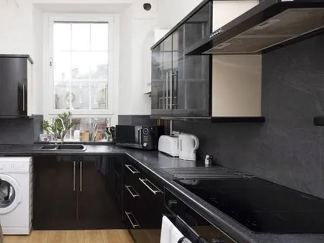 City of Edinburgh, EH1 2QD, United Kingdom | 3 bed apartment for rent #96175004 | Rentberry