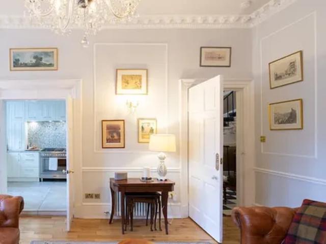 City of Edinburgh, EH2 3BG, United Kingdom | 6 bed townhouse for rent #95617058 | Rentberry