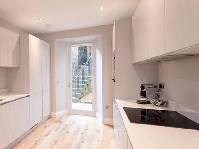 City of Edinburgh, EH3 7AU, United Kingdom | 2 bed apartment for rent #96321605 | Rentberry