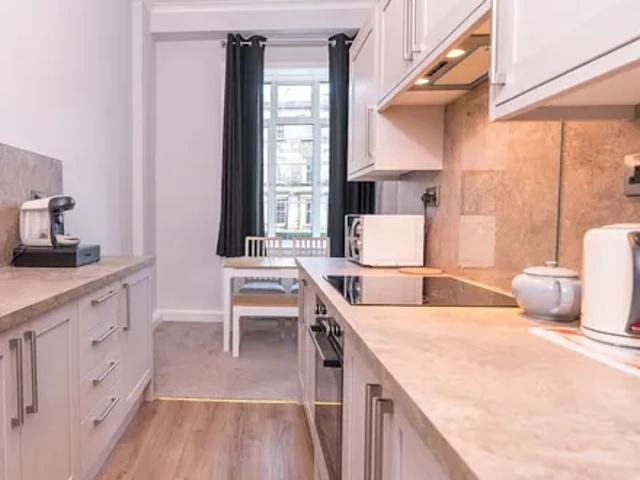 City of Edinburgh, EH3 9BG, United Kingdom | 2 bed duplex for rent #98194113 | Rentberry