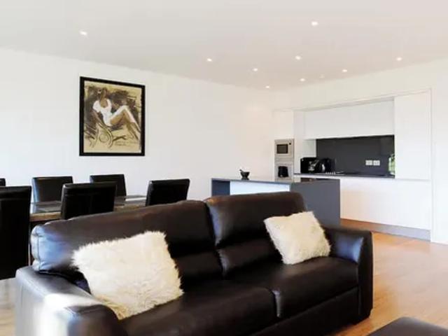 City of Edinburgh, EH3 9GF, United Kingdom | 2 bed apartment for rent #95655152 | Rentberry