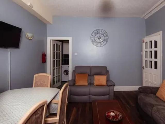 City of Edinburgh, EH3 9JR, United Kingdom | 2 bed apartment for rent #98279317 | Rentberry