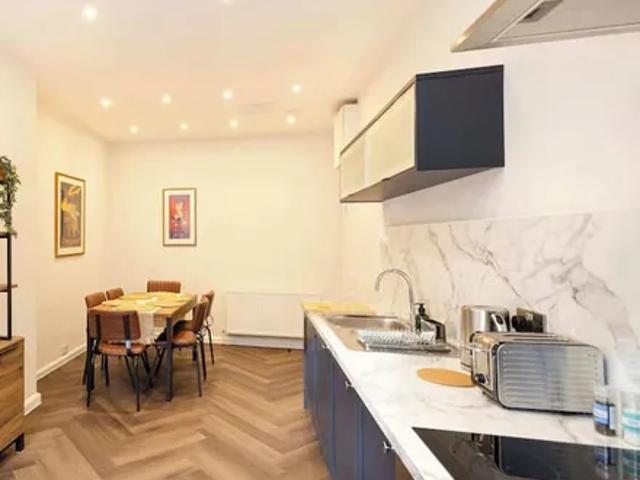 City of Edinburgh, EH6 8SA, United Kingdom | 3 bed apartment for rent #96891534 | Rentberry