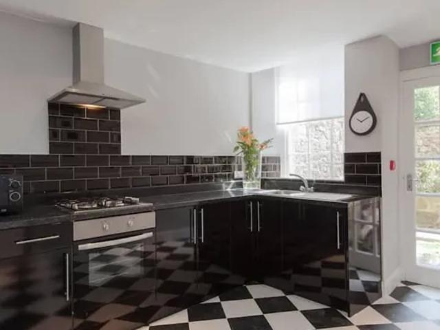 City of Edinburgh, EH7 5DD, United Kingdom | 3 bed apartment for rent #98213823 | Rentberry