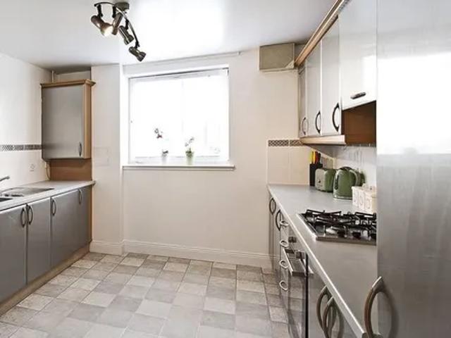 City of Edinburgh, EH8 8HX, United Kingdom | 3 bed apartment for rent #95607006 | Rentberry