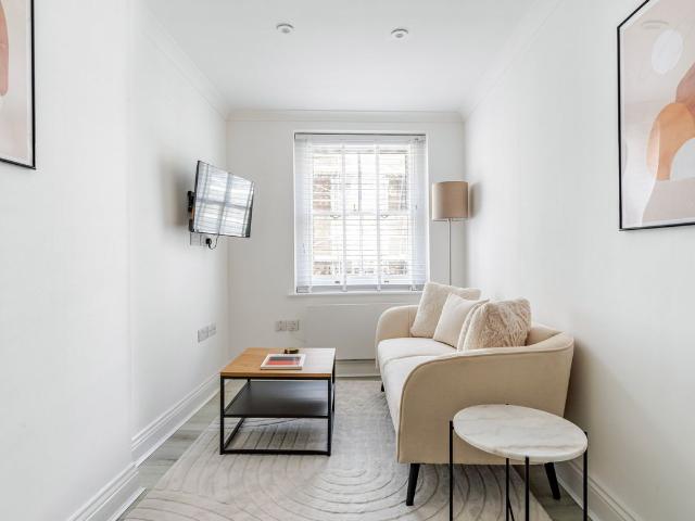 City Of Westminster W2, 1 bed flat to rent, £3,310 pcm | PrimeLocation