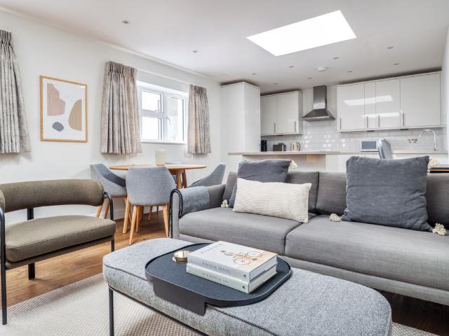 City Of Westminster W2, 2 bed flat to rent, £4,400 pcm | PrimeLocation