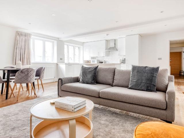 City Of Westminster W2, 2 bed flat to rent, £4,420 pcm | PrimeLocation