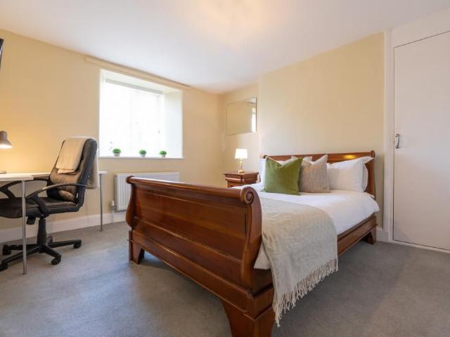 City Bank Road, Cirencester GL7, 4 bed shared accommodation to rent, £724 pppm | PrimeLocation