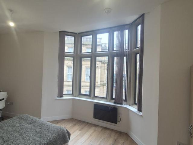 City Centre £795pcm | Whole 1 Bed Luxury Flat |