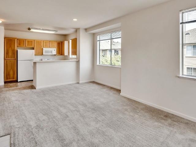 City Centre 2 Bedroom Apartment for Rent at 22800 Meridian Dr, Hayward, CA 94541