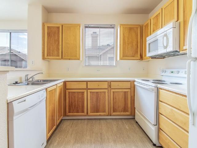 City Centre 2 Bedroom Apartment for Rent at 22800 Meridian Dr, Hayward, CA 94541