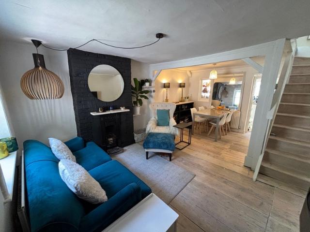 City centre 2 double bedroom cottage