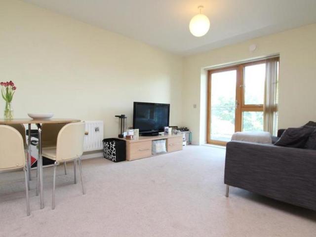 City Centre living with wonderful views directly over Castle Park. Great space internally