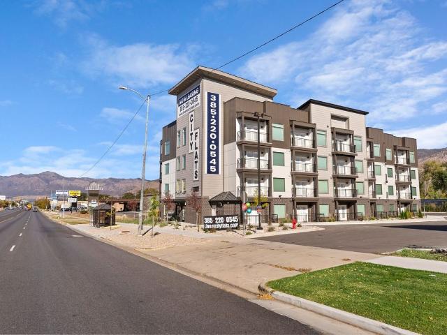 City Flats 1 Bedroom Apartment for Rent at 3360 Washington Blvd, Ogden, UT 84401 T.O. Smith