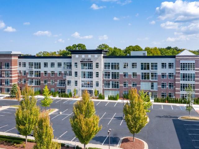 City Flats 2 Bedroom Apartment for Rent at 1454 North Rochester Road, Rochester, MI 48307