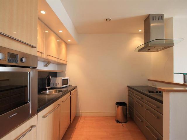 City Gate, City Centre 2 bed apartment to rent £1,395 pcm £322 pw