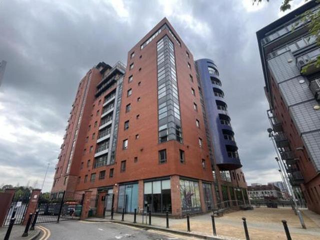 City Gate, Blantyre Street, 2 Bedroom Apartment