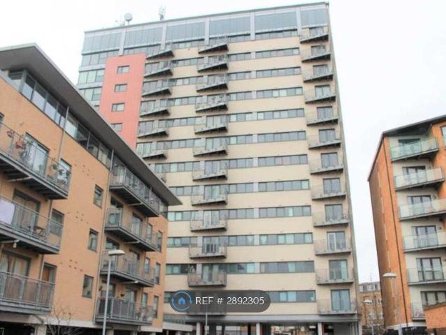 City Gate House, Ilford IG2, 2 bed flat to rent, £1,700 pcm | PrimeLocation