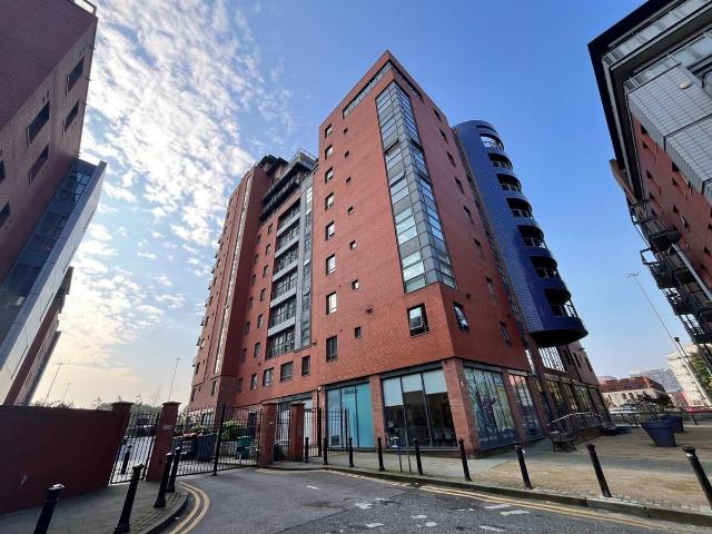 City Gate II, 3 Blantyre Street, Manchester M15, 1 bed flat to rent, £950 pcm | PrimeLocation