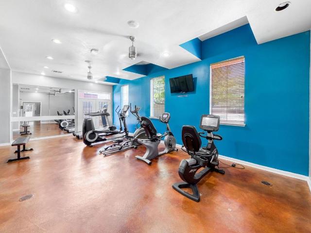 City Heights on 2nd 3 Bedroom Apartment for Rent at 1919 E 2nd St, Edmond, OK 73034