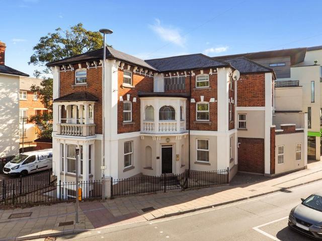 City House, Winchester SO23, 2 bed flat to rent, £1,600 pcm | PrimeLocation