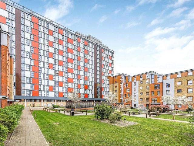 City House, 420 London Road, West. 2 bed apartment to rent £1,550 pcm £358 pw