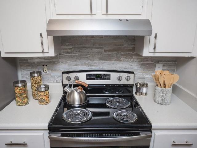 City Park Apartments 2 Bedroom Apartment for Rent at 415 Fairburn Rd Sw, Atlanta, GA 30331 Fairburn Mays
