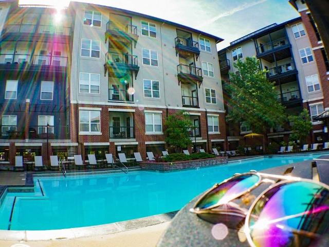City Place at Westport 1 Bedroom Apartment for Rent at 701 Westport Rd, Kansas City, MO 64111 Old Westport