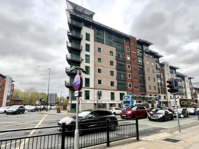 City Point,chapel Street, 2 Bedroom Apartment