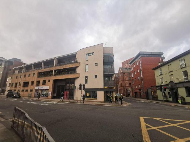 City Point 1, Chapel Street, Salford. 2 bed apartment to rent £1,375 pcm £317 pw