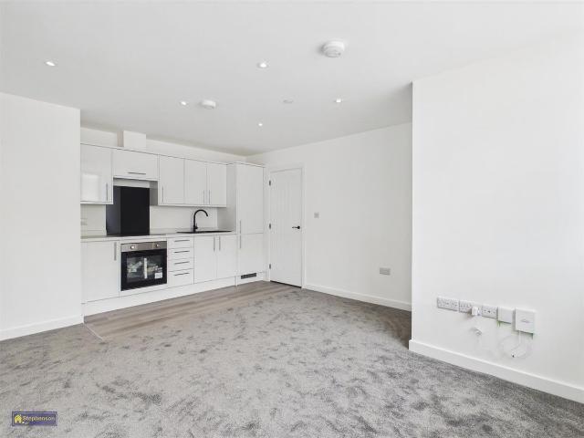 City Point, 37 43 Prospect Street, Hull HU2, 2 bed flat to rent, £825 pcm | PrimeLocation