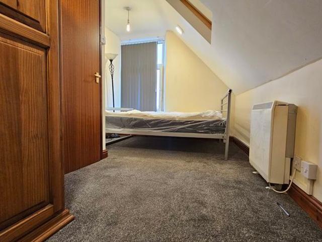 City Road, Cathays, Cardiff CF24, 1 bed flat to rent, £750 pcm | PrimeLocation