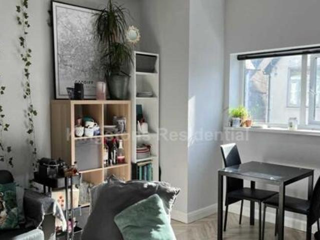 City Road, Cardiff, 2 Bedroom Apartment