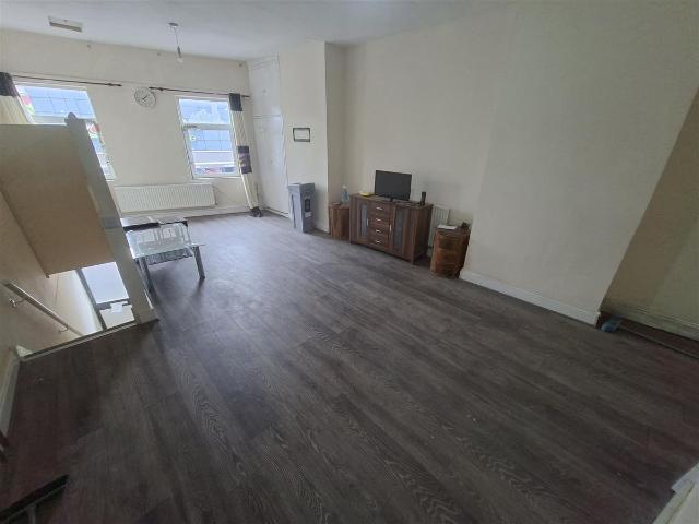 City Road, Cardiff CF24, Studio to rent, £795 pcm | PrimeLocation