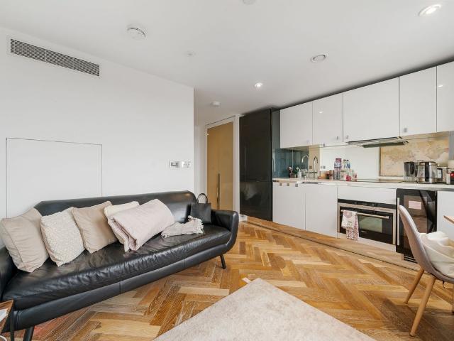 City Road, Eagle Point City Road EC1V, Studio to rent, £2,600 pcm | PrimeLocation